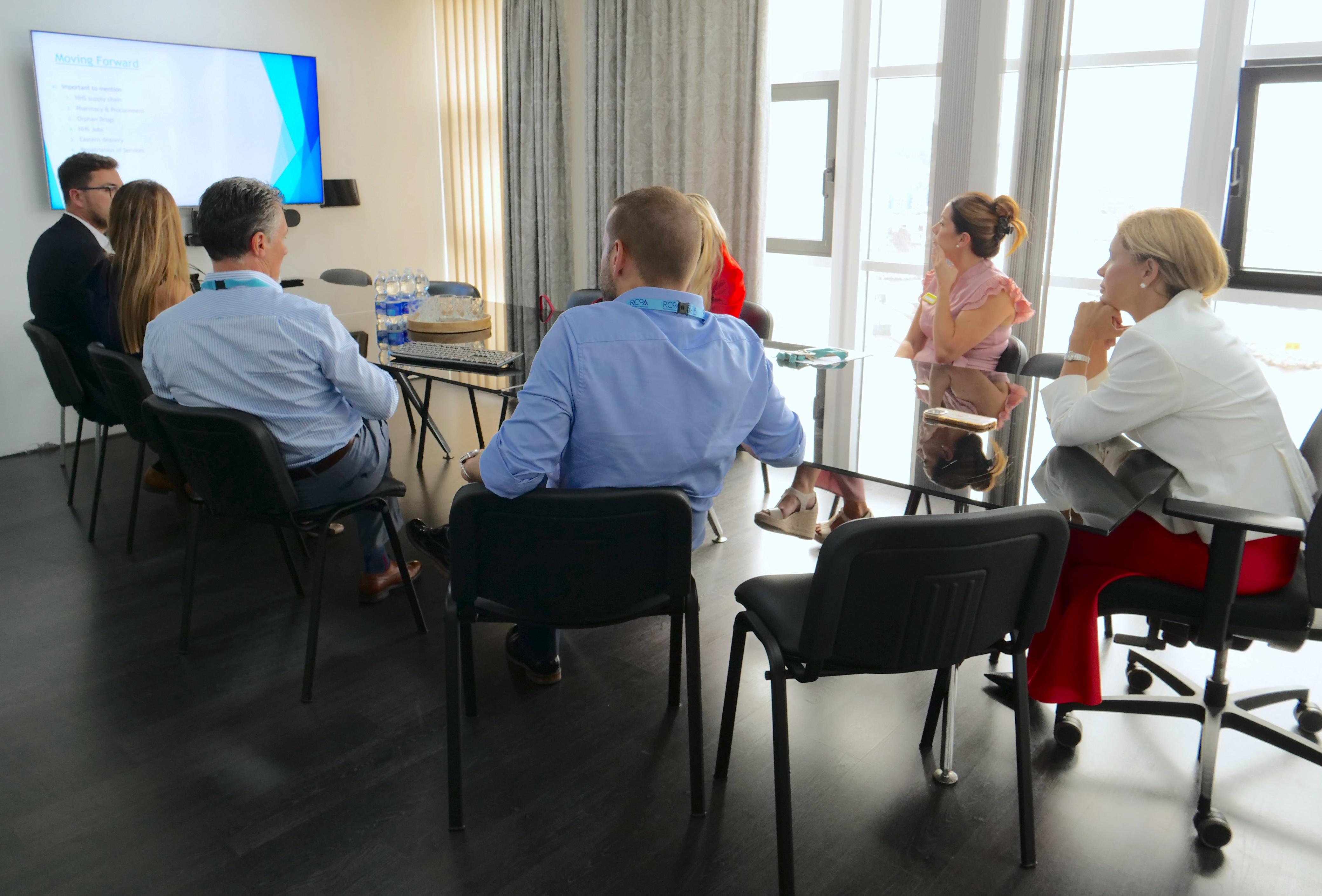 Minister Arias-Vasquez Hosts Chair of All-Party Parliamentary Group for ...