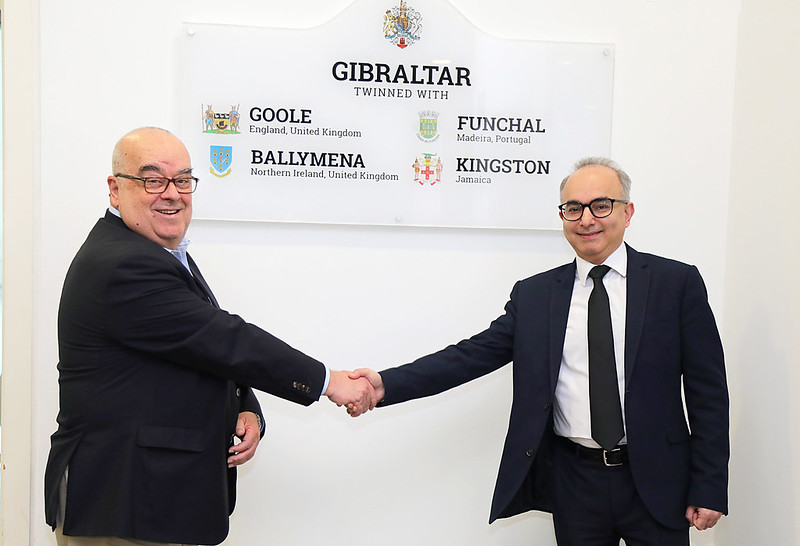 Twinning Signs Set Up - Your Gibraltar TV (YGTV)