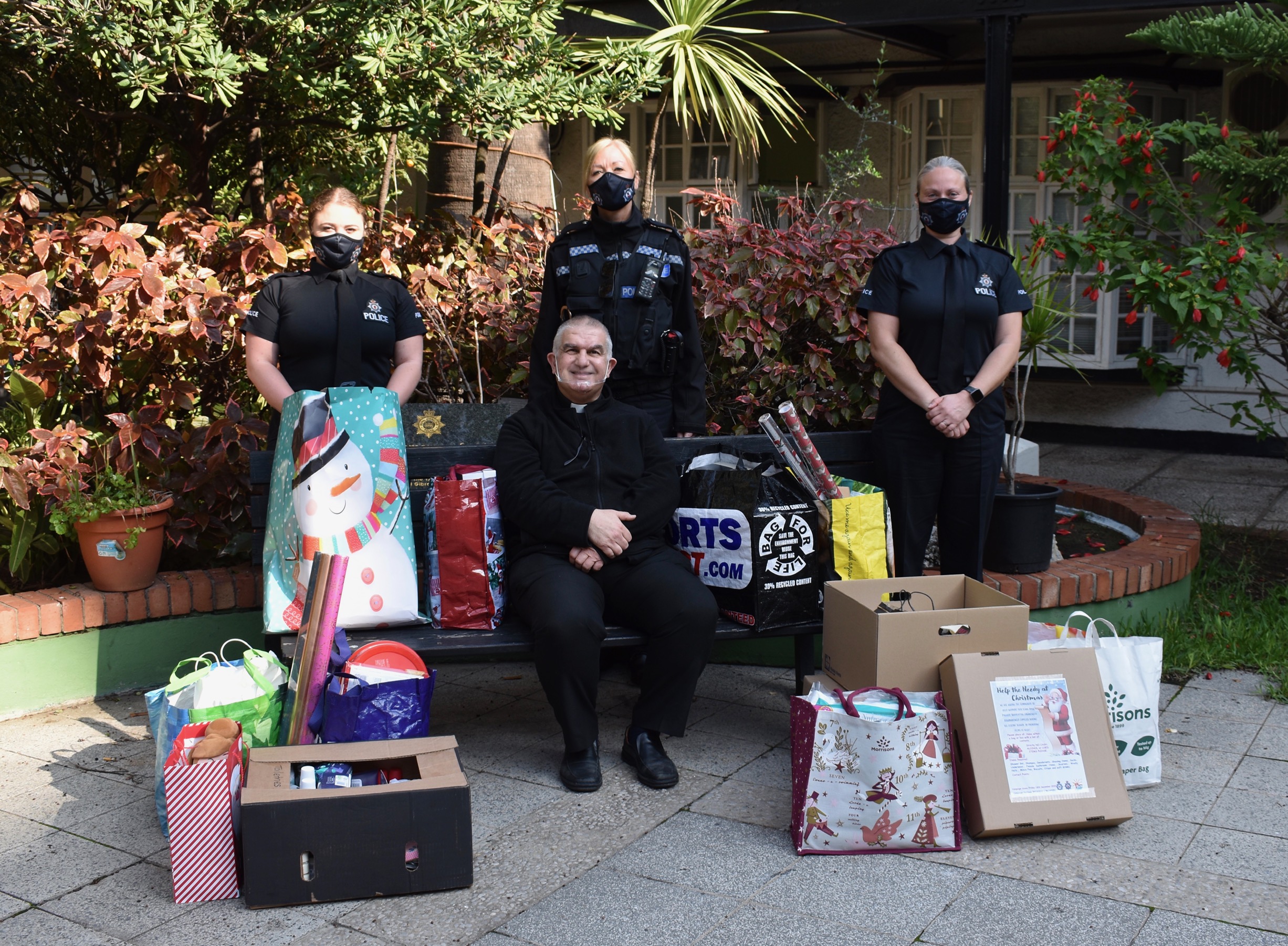 Father Charlie’s Angels Collect for ‘Help the Needy at Christmas ...