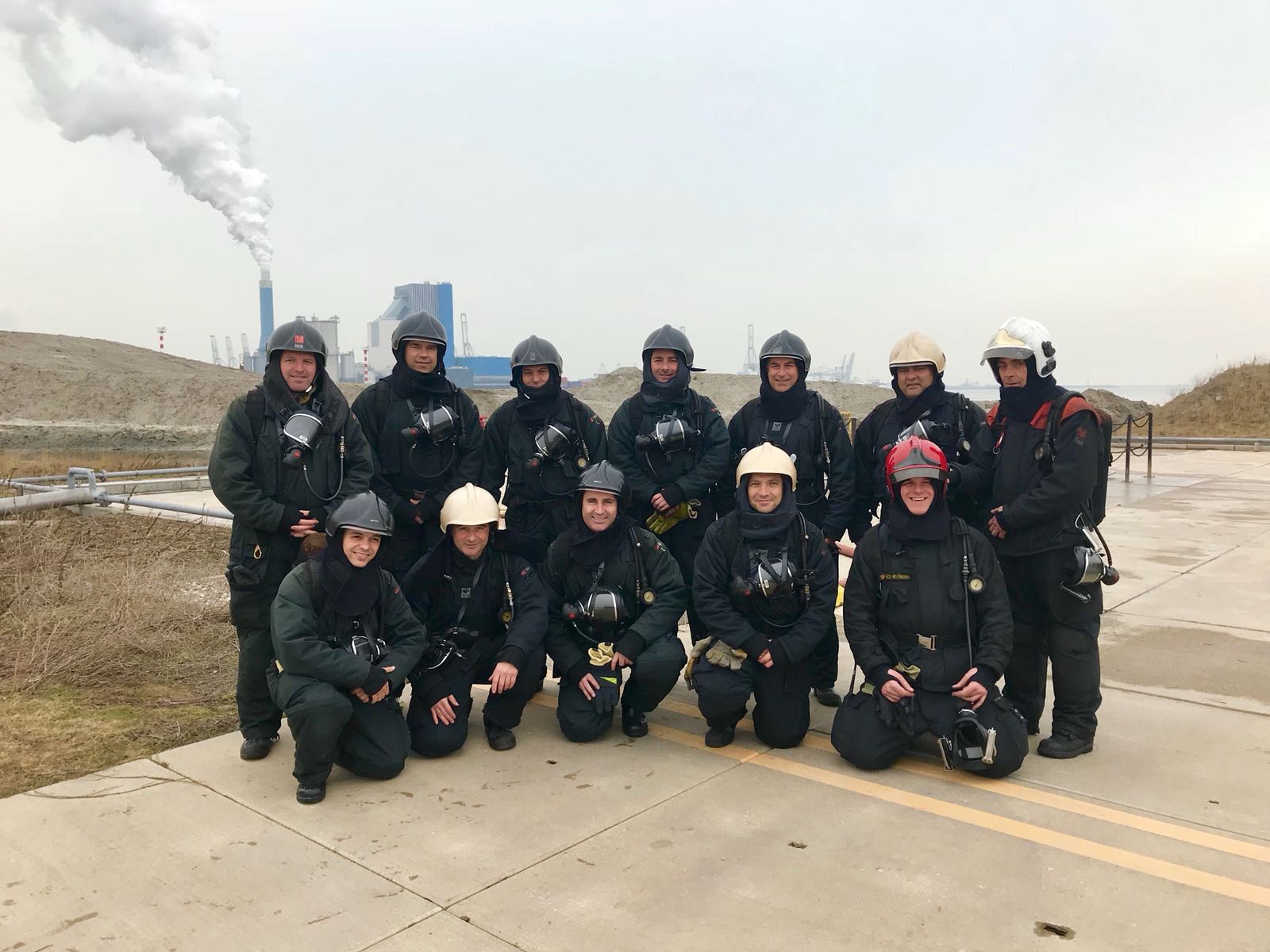 Mar 02 - Fire Service Officers Attend LNG Awareness Course In Rotterdam ...