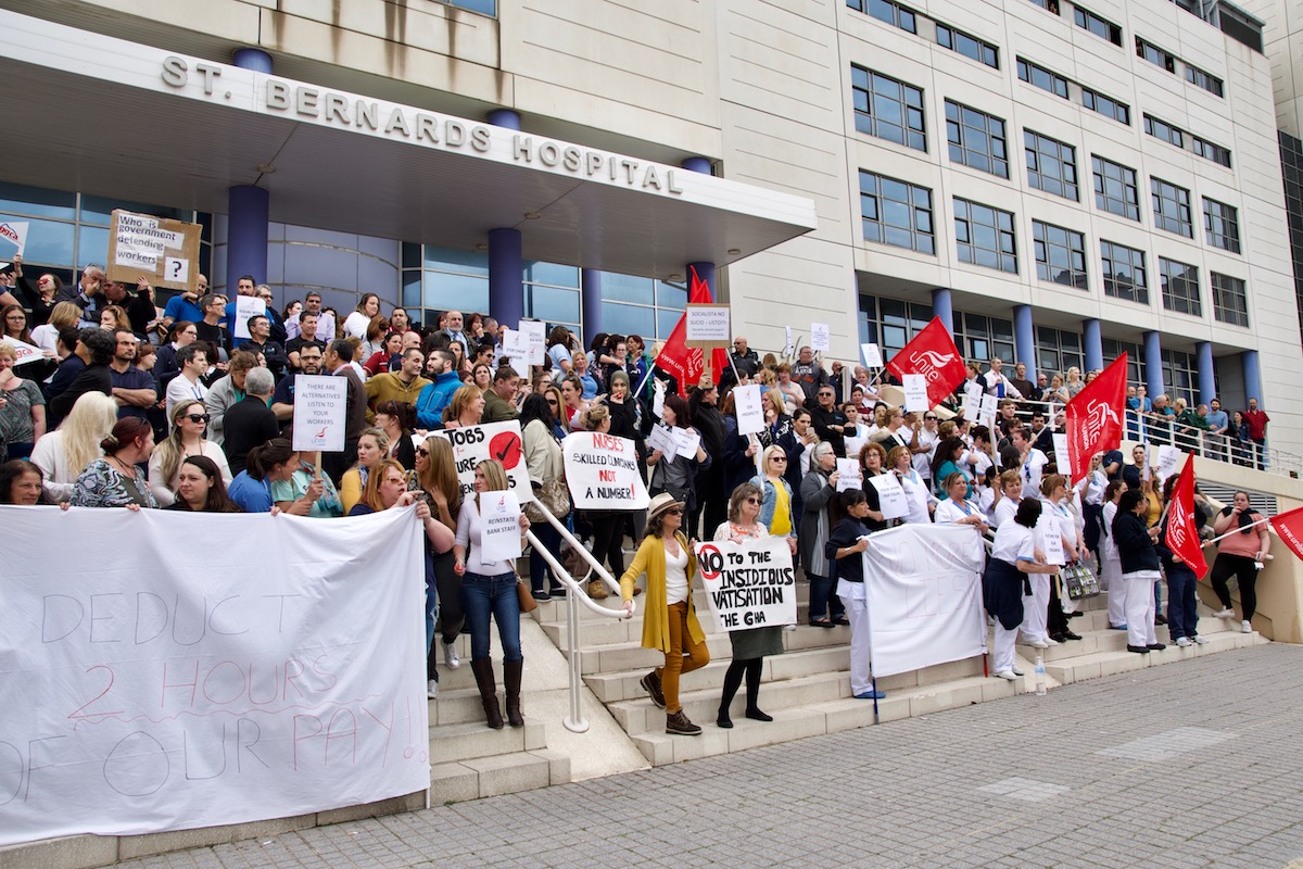 Apr 25 - Health Workers Protest Against “Privatisation Through The Back ...