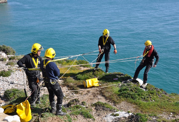 Mar 08 - City Fire Brigade Officers Carry Out Rope Rescue Training ...