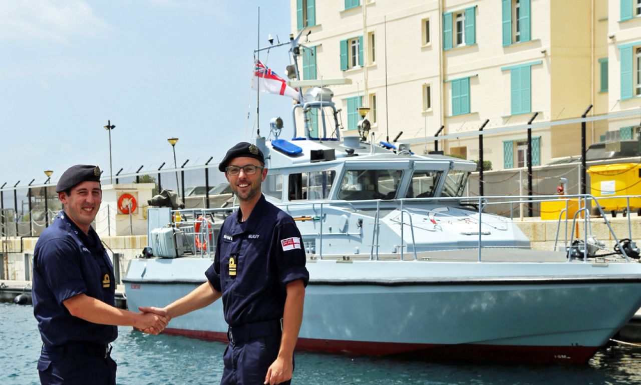 New Commanding Officer Takes The Helm Onboard HMS Scimitar - Your ...